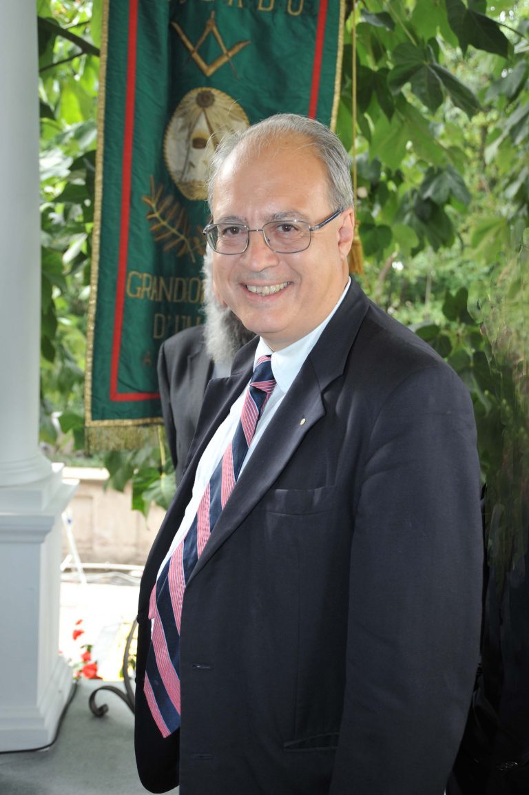 Il Gran Maestro Onorario Morris Ghezzi ci ha lasciato. I funerali a ...